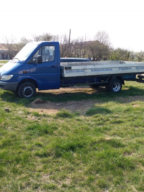Vand Mercedes Sprinter platforma cu lungimea de 4, 60m. a